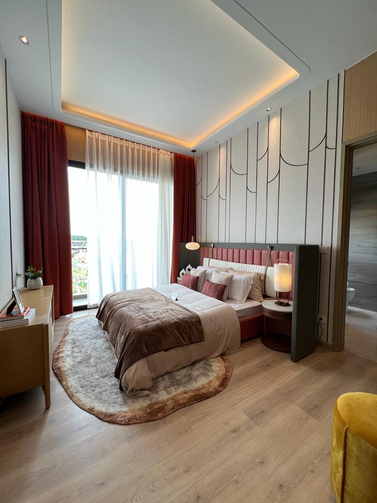 Layton Type 12 - Layton at Nava Park