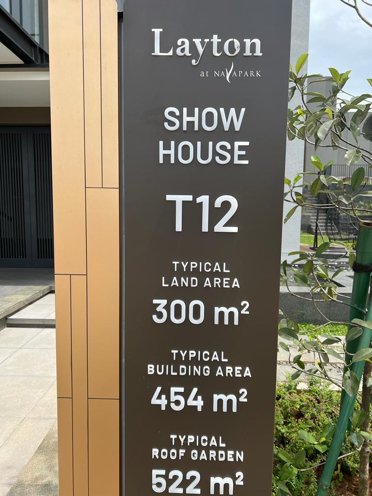 Layton Type 12 - Layton at Nava Park